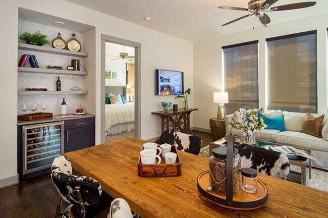 Alexan 5151 - Apartments in Houston, TX | Apartments.com