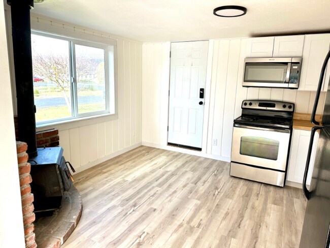 412 Rice St Unit B, Aberdeen, WA 98520 | Apartments.com