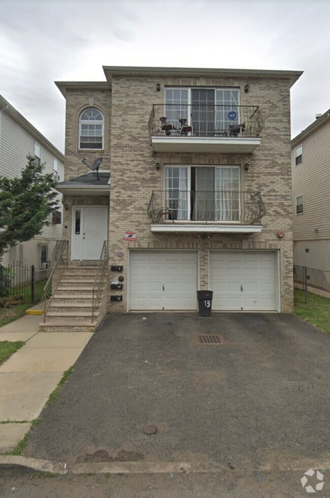 Upper Clinton Hill Apartments for Rent with Wheelchair Access - Newark ...