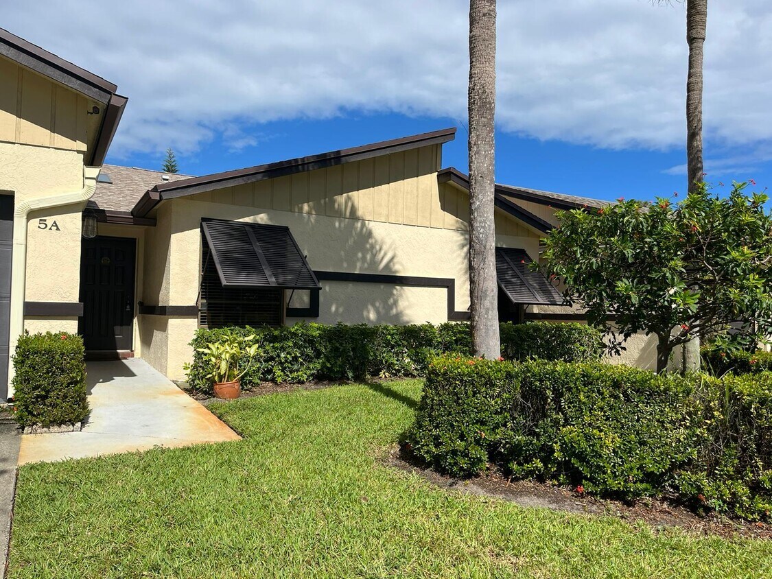 5 Ridge Pointe Dr, Boynton Beach, FL 33435 - Townhome Rentals in ...