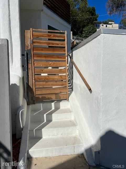 2218 Effie St, Los Angeles, CA 90026 - House Rental in Los Angeles, CA ...