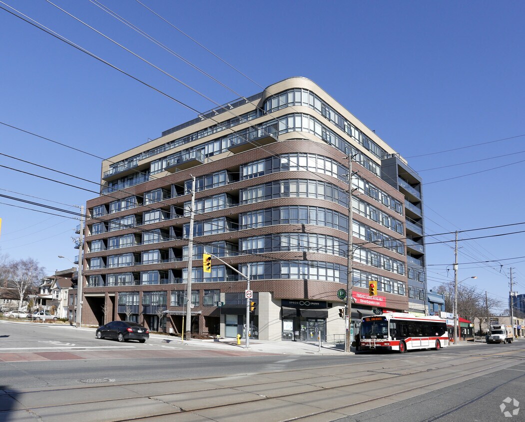 Eleven Superior Apartments - 2398 Lake Shore Blvd W Toronto, ON ...