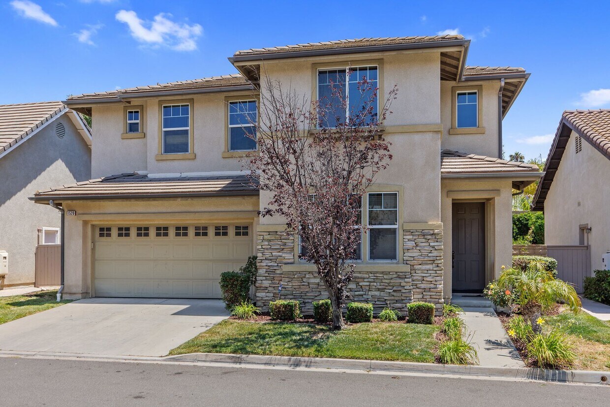 1520 Rose Arbor Ln Simi Valley, CA 93065 - Alquileres en Simi Valley ...