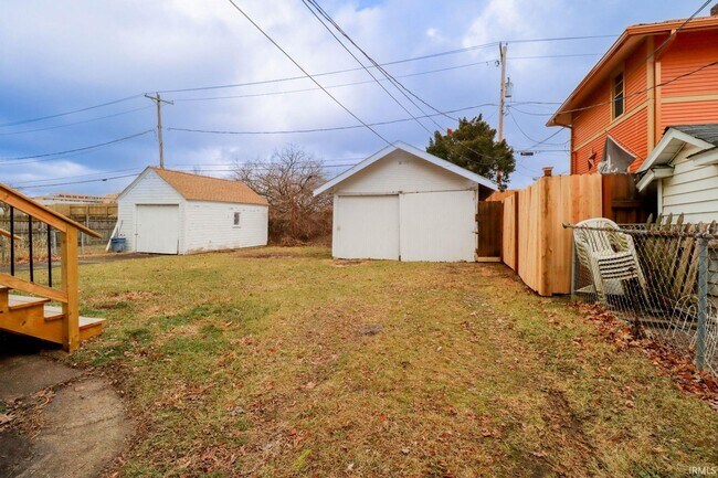 1306 Pemberton Dr, Fort Wayne, IN 46805 - House Rental in Fort Wayne ...