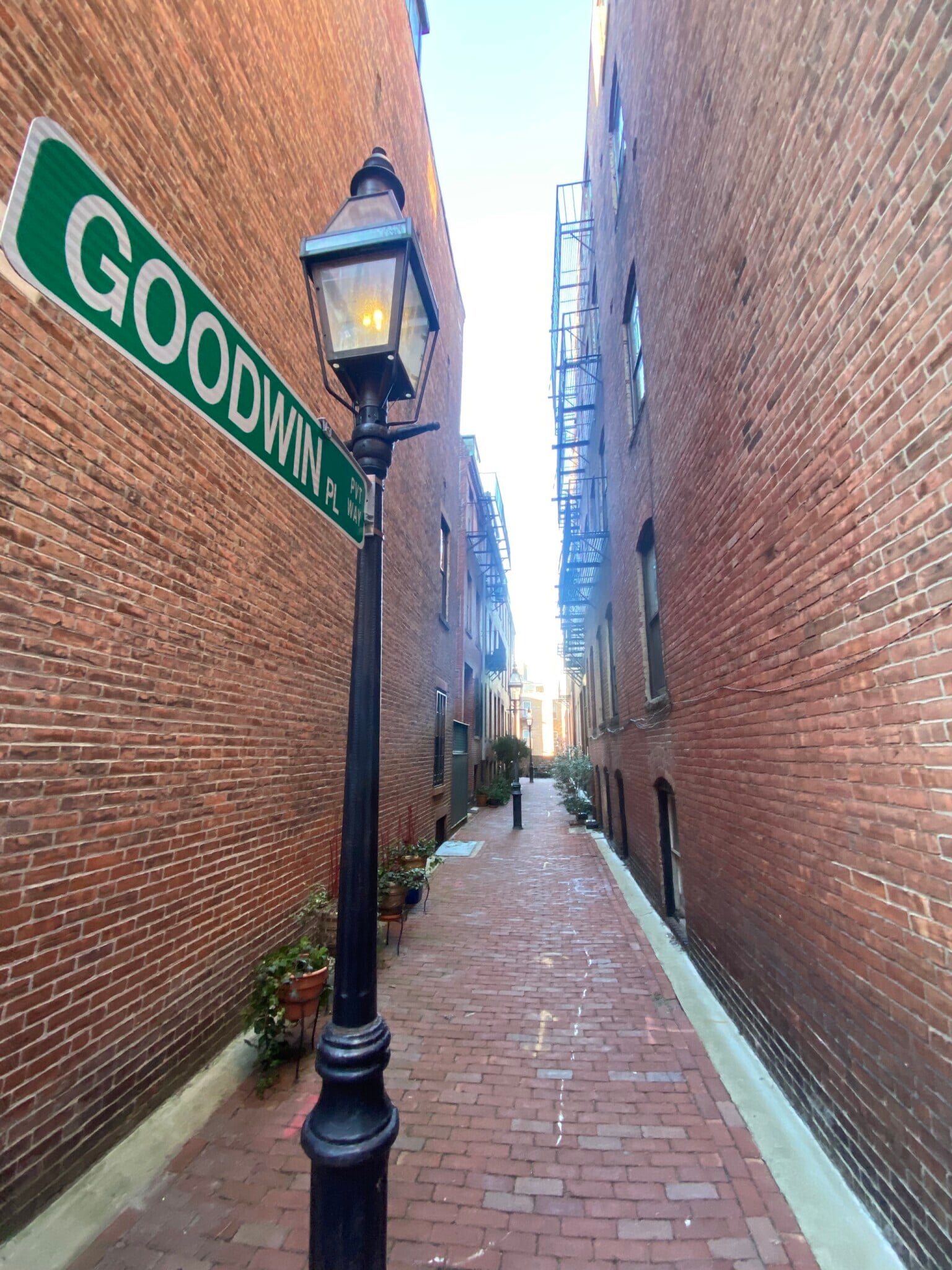 3 Goodwin Pl Unit B, Boston, MA 02114 - 3 Goodwin Pl Boston, MA 02114 ...