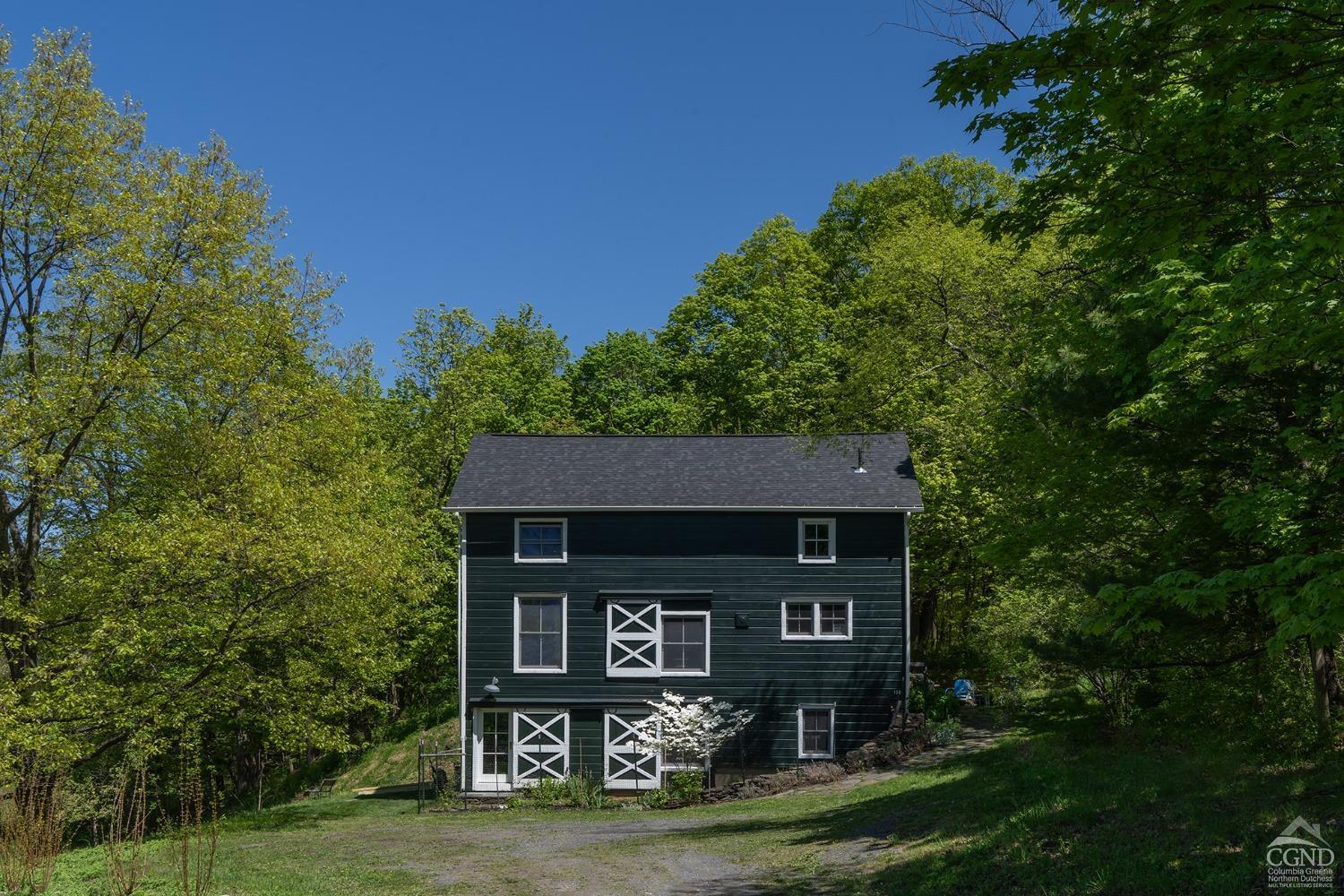 190 Main St, Germantown, NY 12526 - House Rental in Germantown, NY ...