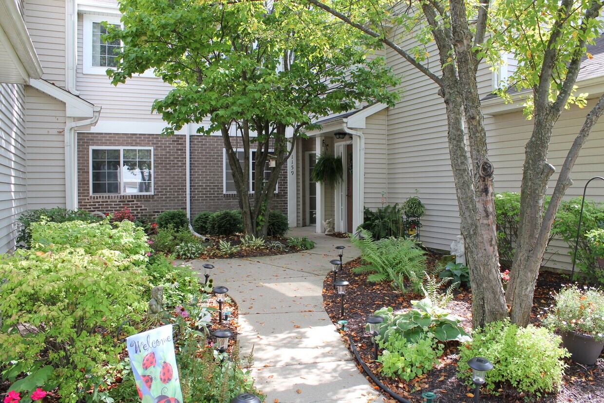 1159 E Addison Ave, Lombard, IL 60148 - Townhome Rentals in Lombard IL ...