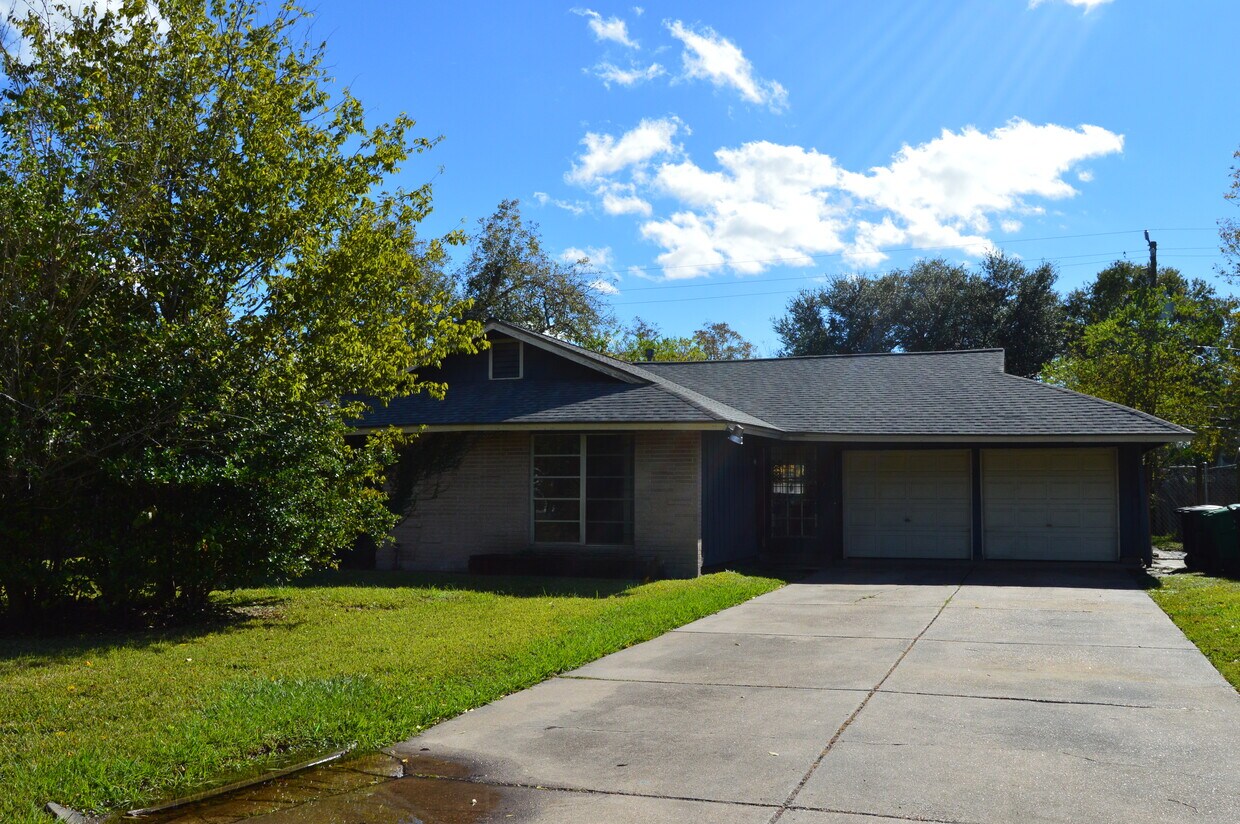 5866 Reed Rd, Houston, TX 77033 - House Rental in Houston, TX ...