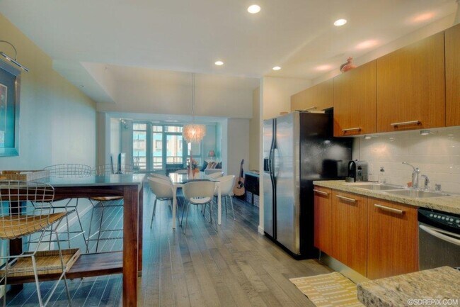 825 W Beech St Unit 204, San Diego, CA 92101 - Condo for Rent in San ...