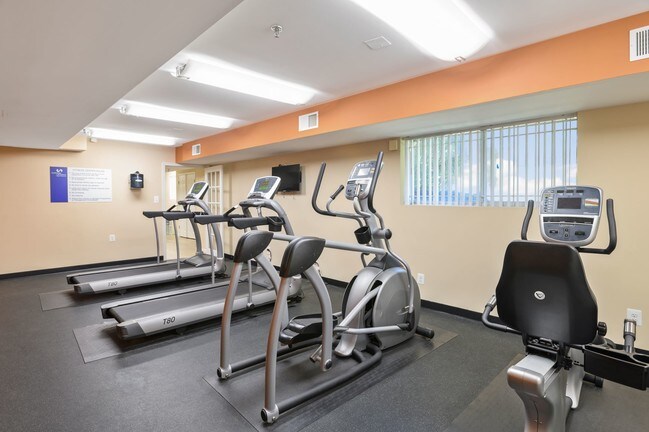 Capital Crossing - Apartments in Suitland, MD | Apartments.com