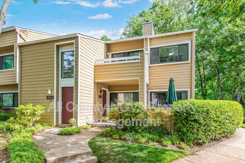 1936 Villaridge Dr Unit 1936B, Reston, VA 20191 - Condo for Rent in ...