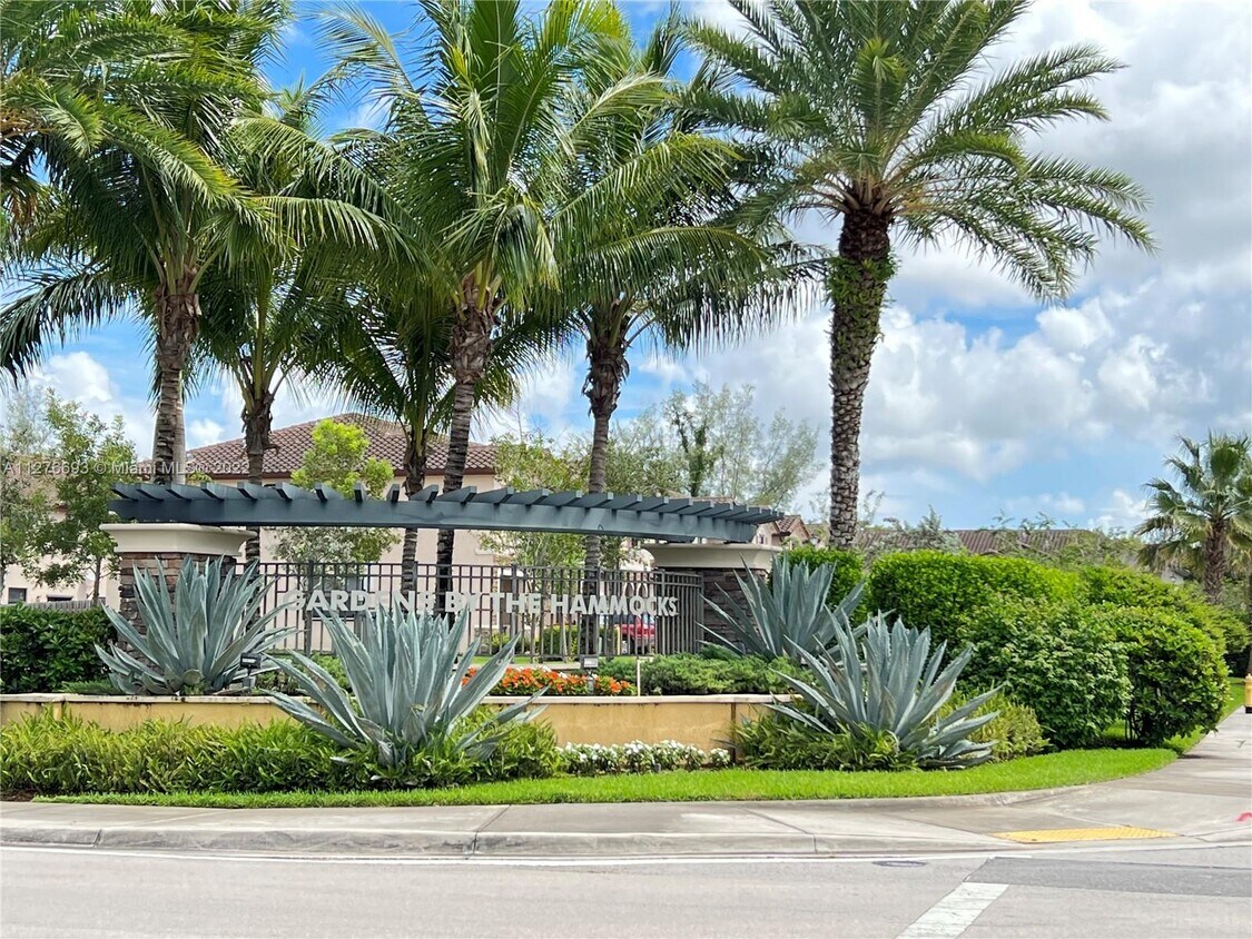 11615 SW 150th Pl, Miami, FL 33196 - Townhome Rentals in Miami FL | Apartments.com