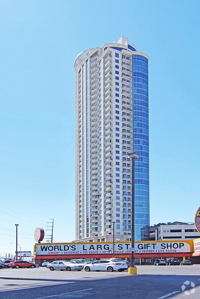 Las Vegas High Rises Rentals - Las Vegas, NV | Apartments.com