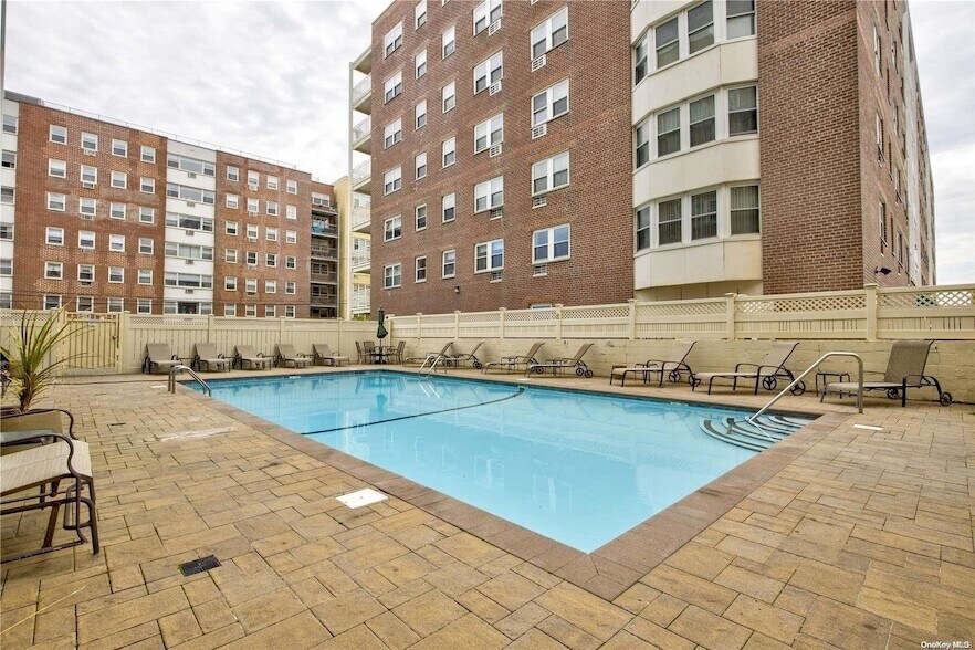 740 E Broadway Unit 6, Long Beach, NY 11561 | Apartments.com
