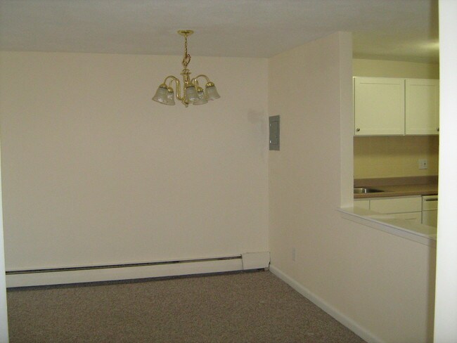 Hamilton Place Apartments - Watertown, MA | Apartments.com