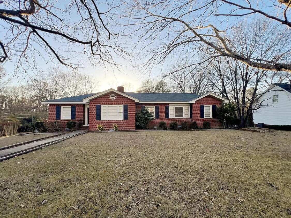 4 Elizabeth Dr, Greenville, SC 29615 - House Rental in Greenville, SC ...