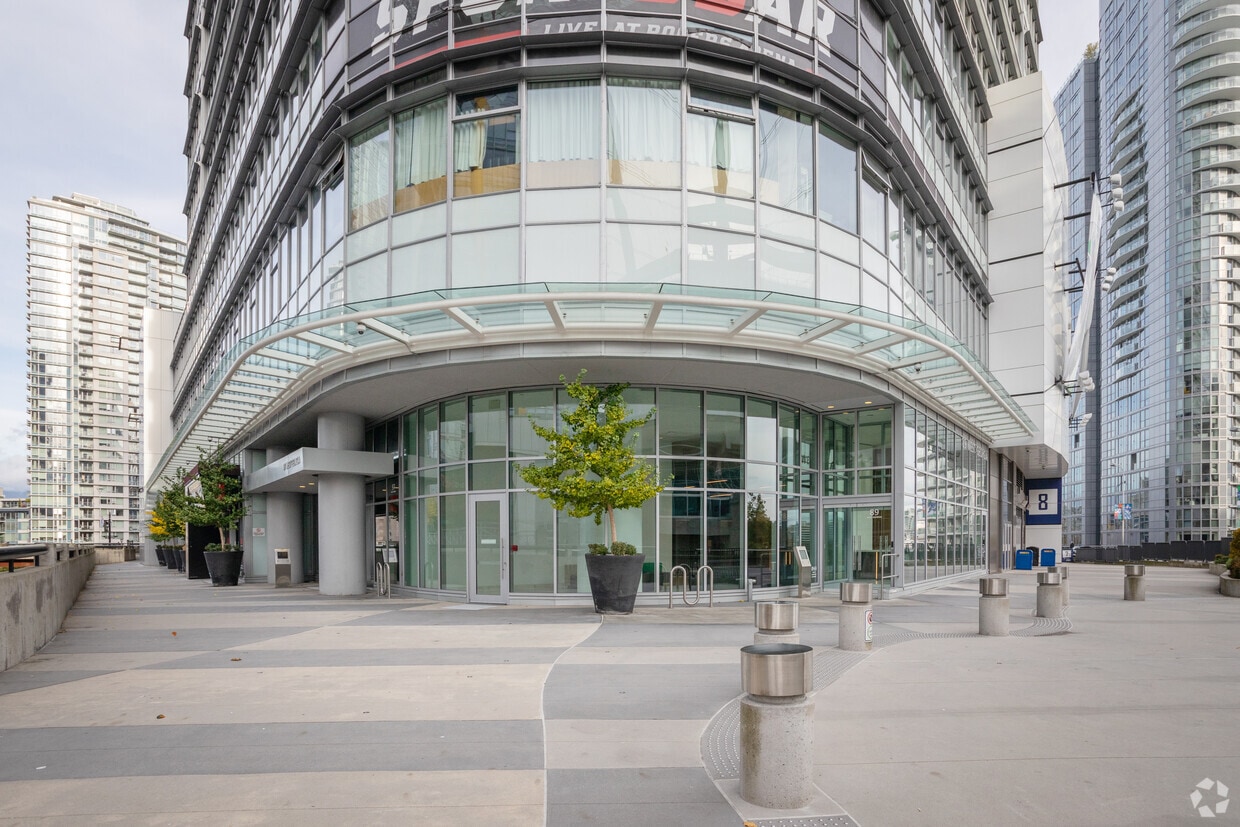 Aquilini Centre West Apartments - 97 Georgia St W Vancouver, BC ...