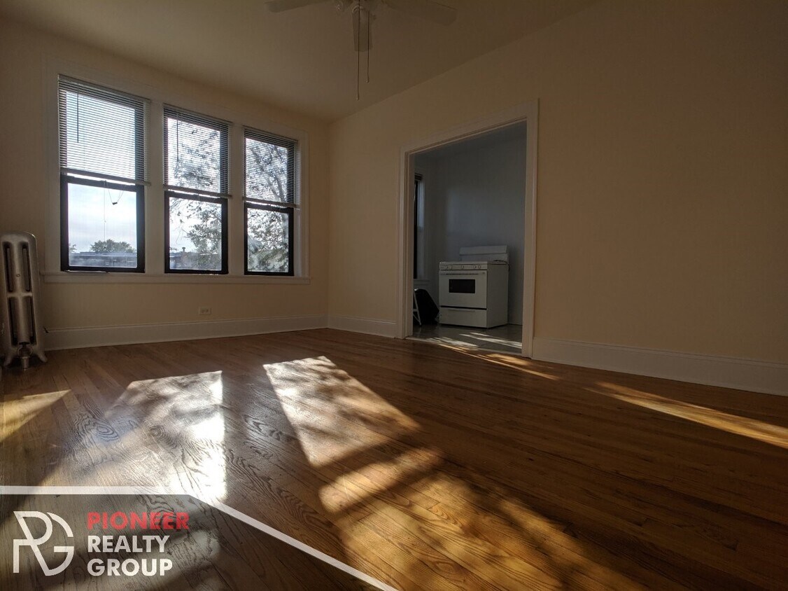 2704 N Milwaukee Ave Unit 308, Chicago, IL 60647 - 2704 N Milwaukee Ave ...