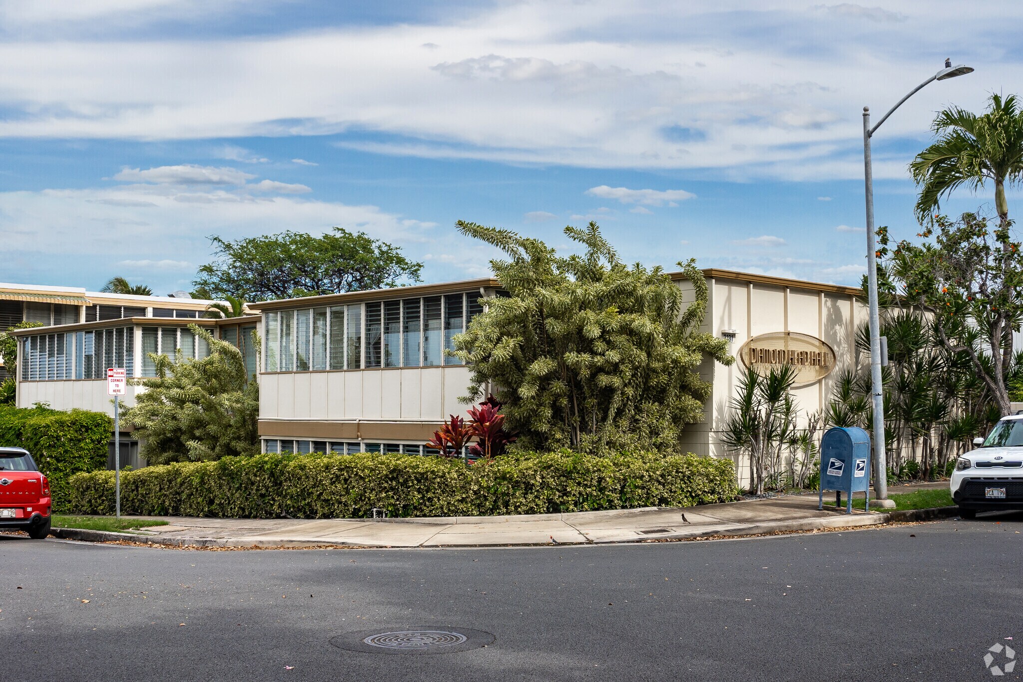 Diamond Head Hale - 3131 Pualei Cir Honolulu, HI 96815 | Apartments.com