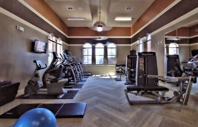 Enclave at Hometown - Apartments in North Richland Hills, TX ...