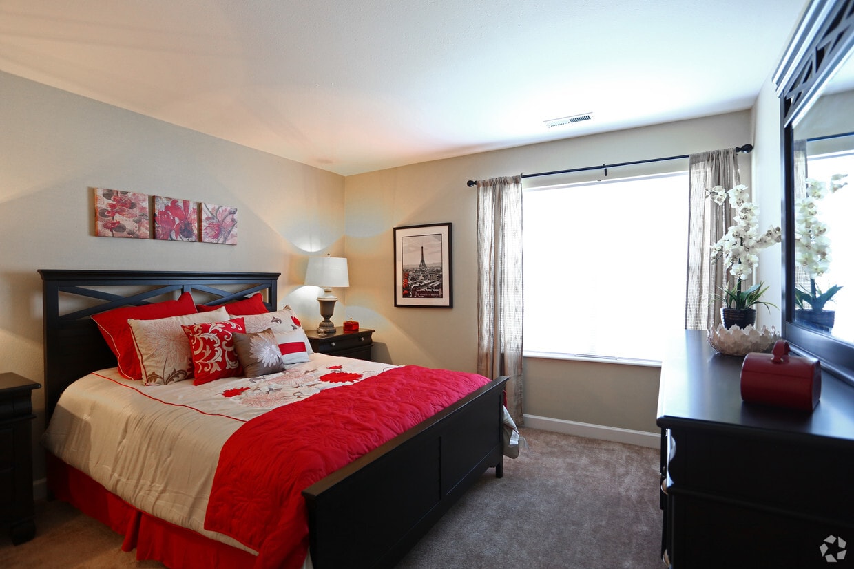 Greenway Chase - 629 Greenway Manor Dr Florissant, MO 63031 ...