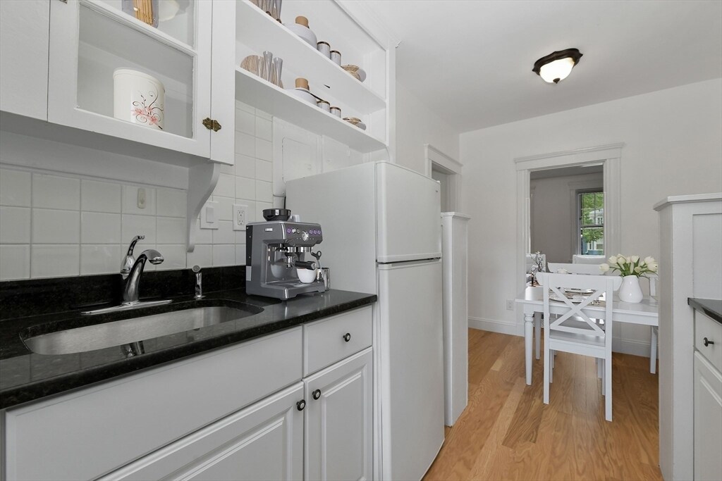 42 Linnaean St Unit 42, Cambridge, MA 02138 - 42 Linnaean St Cambridge ...
