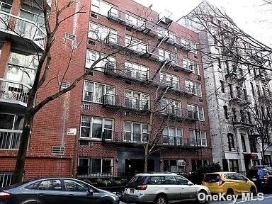 180 Thompson St Unit 2D, New York, NY 10012 - Condo for Rent in New ...