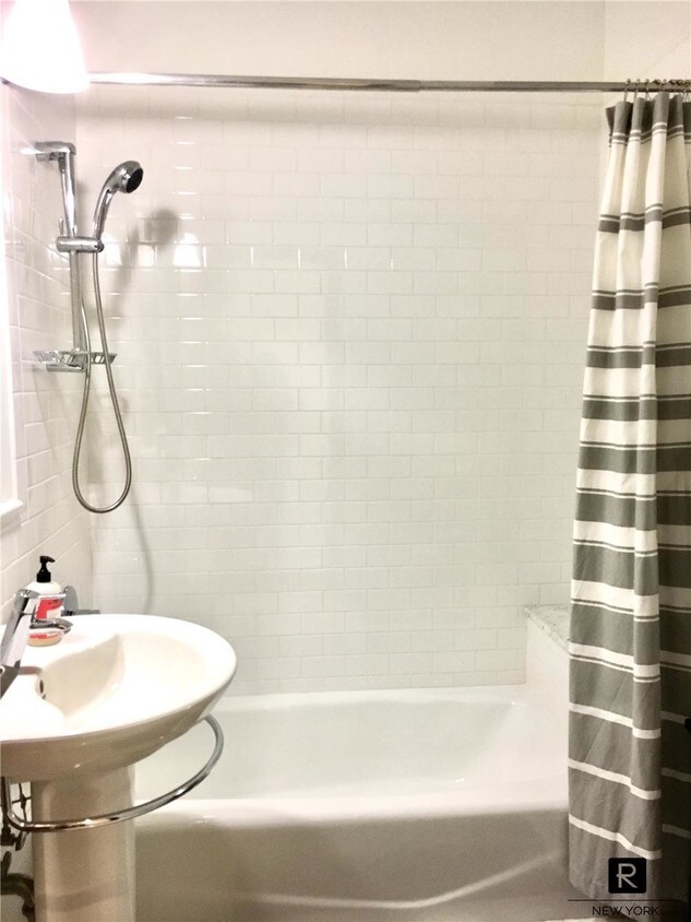 92 Adelphi St, Brooklyn, NY 11205 - Townhome Rentals in Brooklyn NY ...