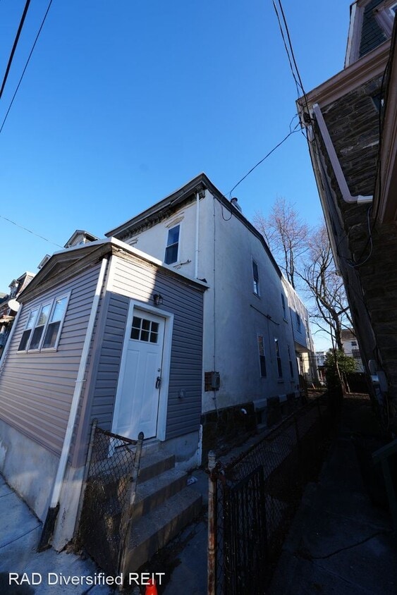 30 Meehan Ave, Philadelphia, PA 19119 - House Rental in Philadelphia ...