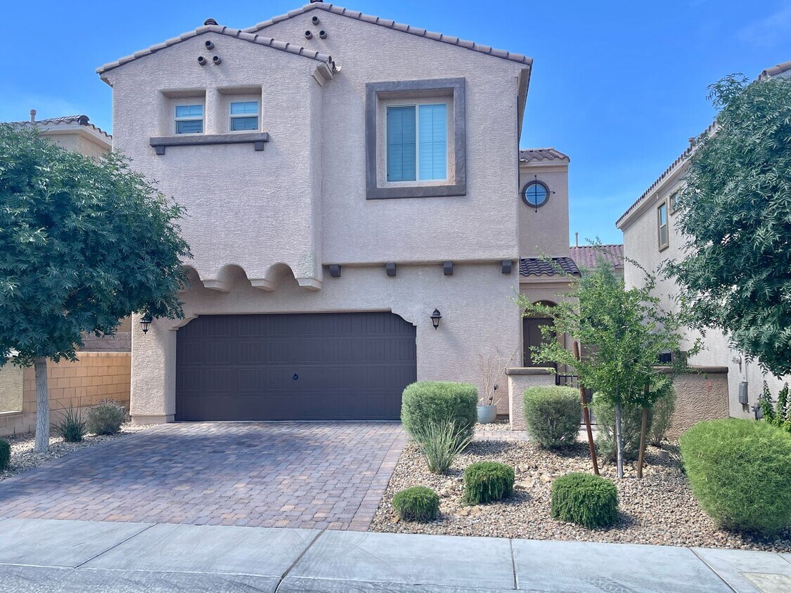 9702 Canyon Landing Ave, Las Vegas, NV 89166 - House Rental in Las ...