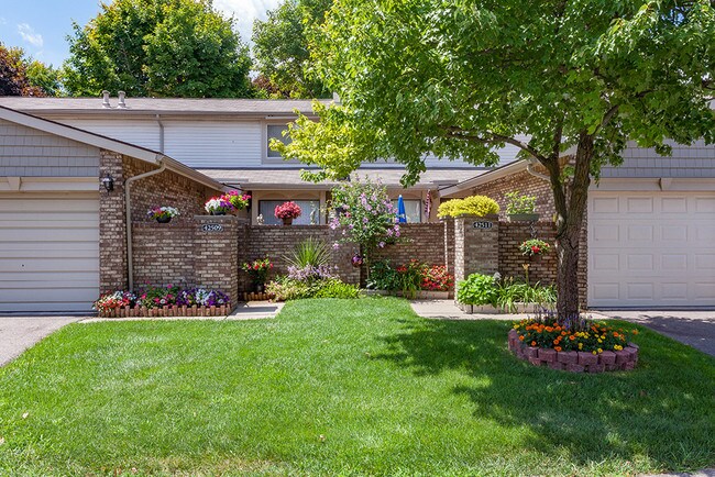 Pilgrim Village - Canton, MI - 7655 Balmoral Dr Canton, MI - Apartments ...