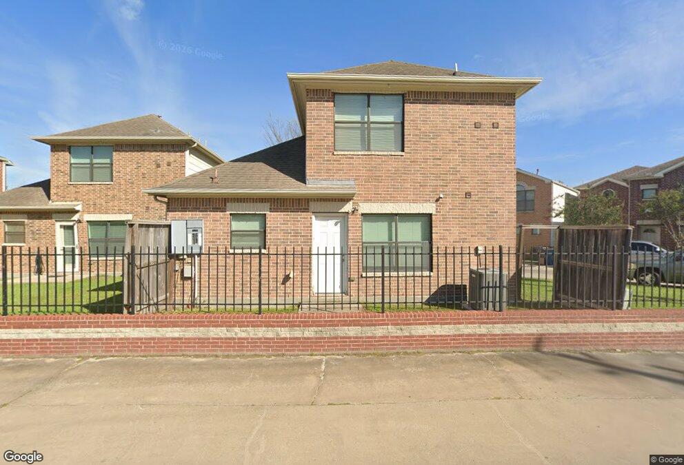 5951 S Loop E Fwy, Houston, TX 77033 - Townhome Rentals in Houston TX ...