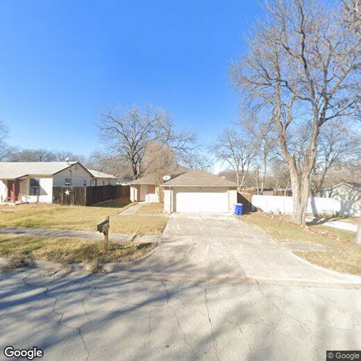 8220 Downe Dr, White Settlement, TX 76108 - House Rental in White ...