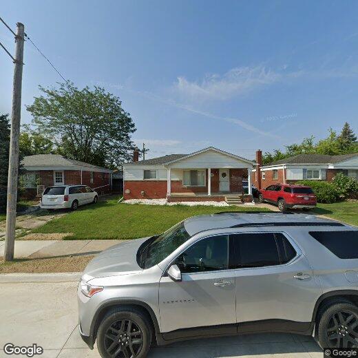 18290 Ash Ave, Eastpointe, MI 48021 - House Rental in Eastpointe, MI ...