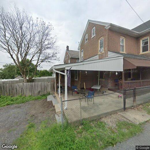 221 W Fairview St