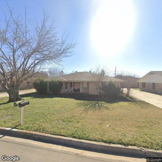 7704-7706 Jennifer - 7704, Fort Worth, TX 76180 - Room for Rent in Fort ...