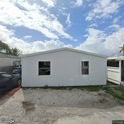 12401 W Okeechobee Rd Hialeah Gardens, FL 33018 - Alquileres en Hialeah ...