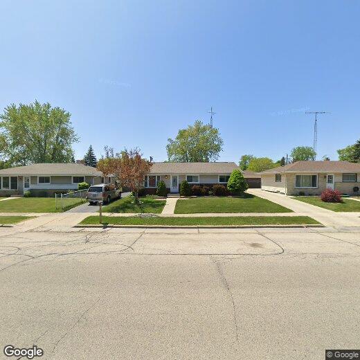 4908 Pershing Blvd, Kenosha, WI 53144 - House Rental in Kenosha, WI ...