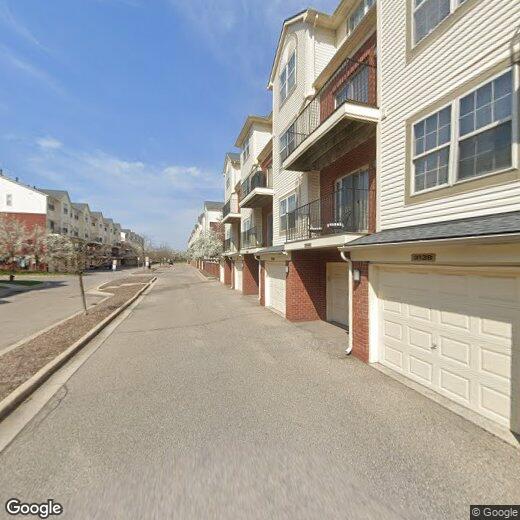 3094 Camden Dr, Troy, MI 48084 - Townhome Rentals in Troy MI ...
