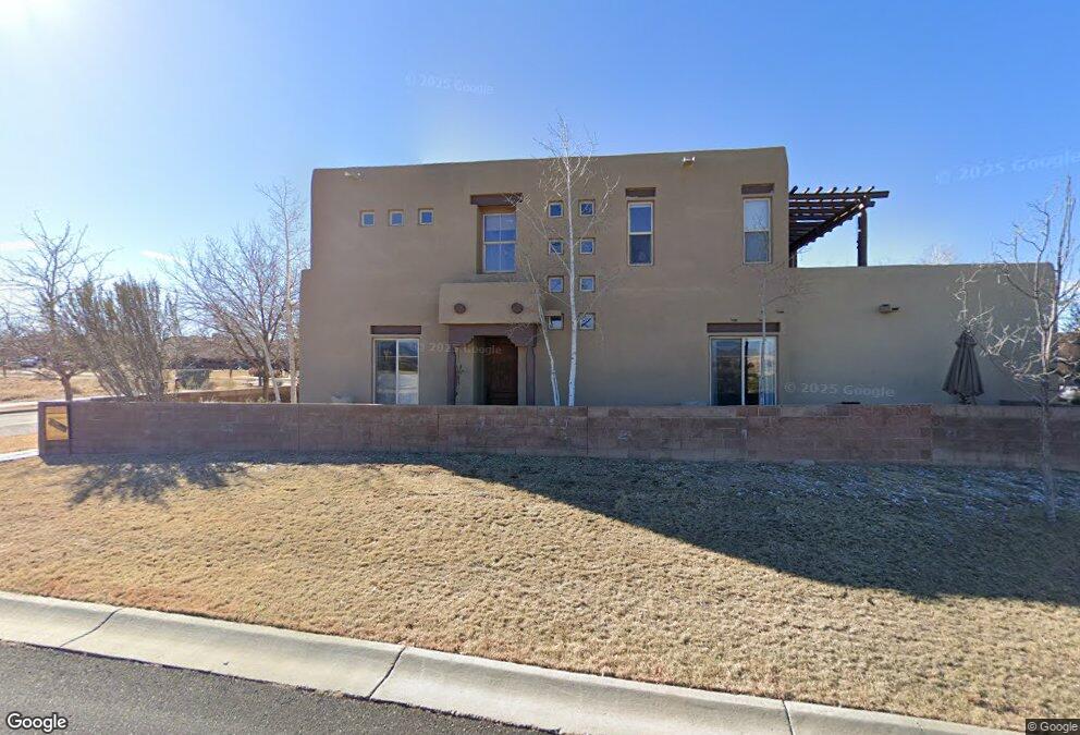 24 Emory Pass, Santa Fe, NM 87508 - Townhome Rentals in Santa Fe NM ...