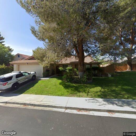 235 W Yellowstone Pl, Ridgecrest, CA 93555 - Room for Rent in ...
